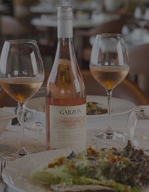 Restaurant - Bodega Garzón Platos y vinos típicos de Uruguay